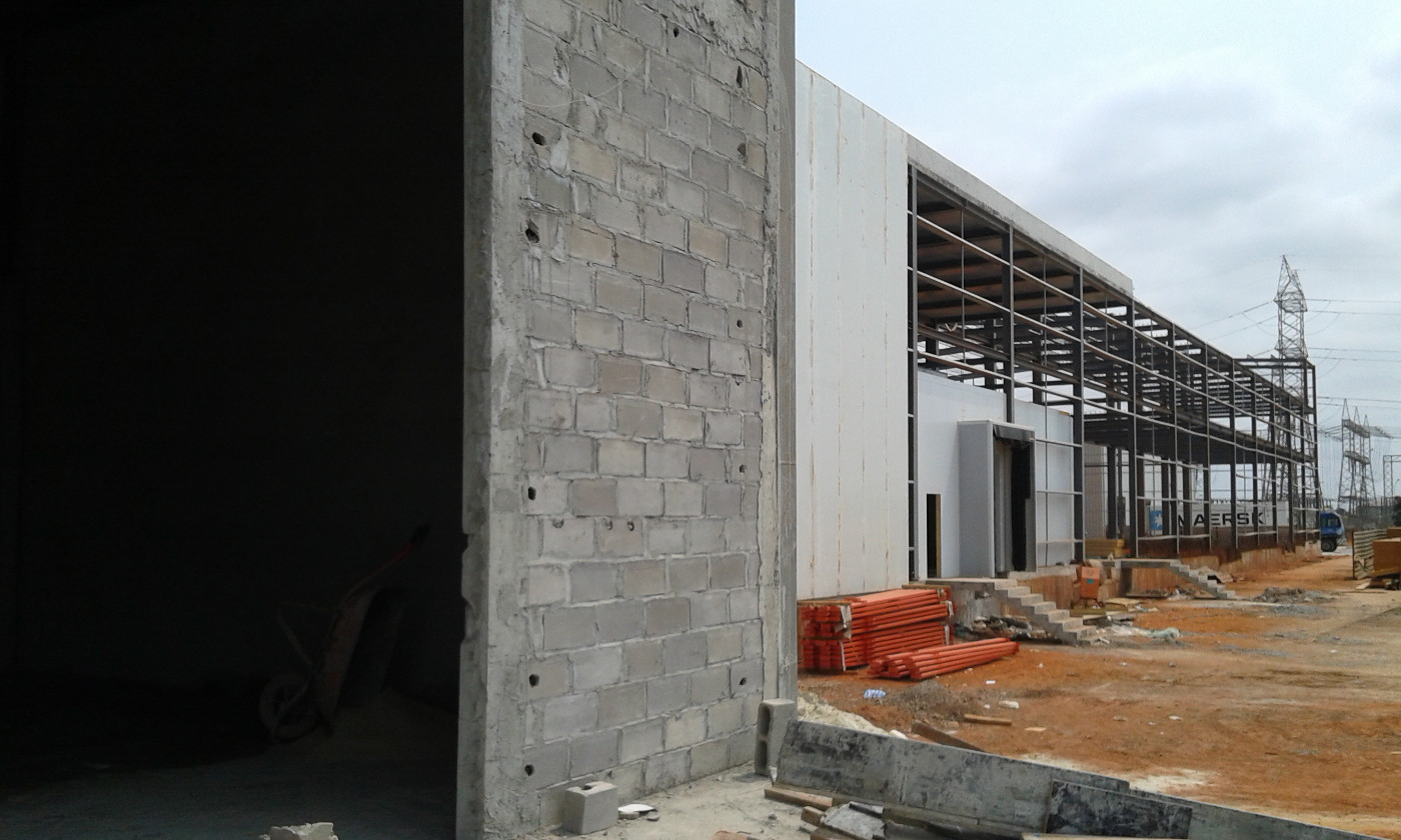 Industrial Freezer Building - Central Projectos